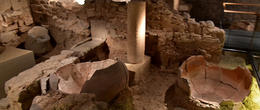 Ruins_of_Roman_Barcelona_in_the_Museu_d’Historia_der_la_Ciutat_900x380 ...