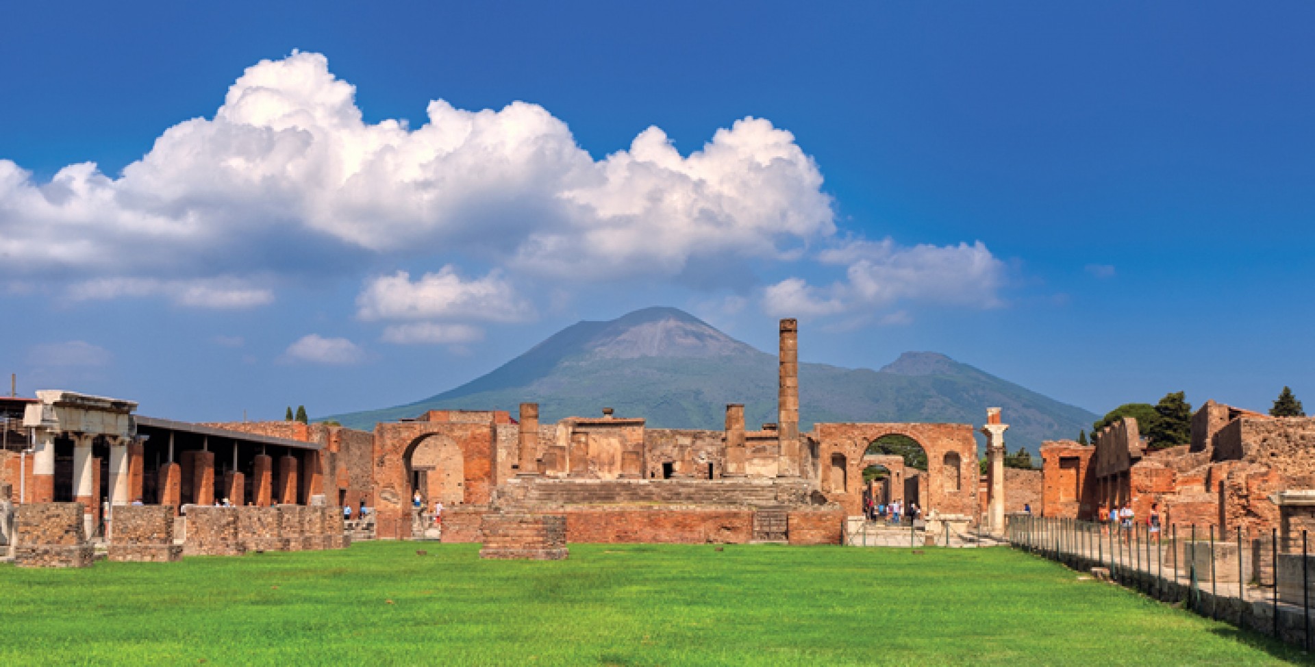 CLC and Caecilius on a budget! | Hellene School Travel